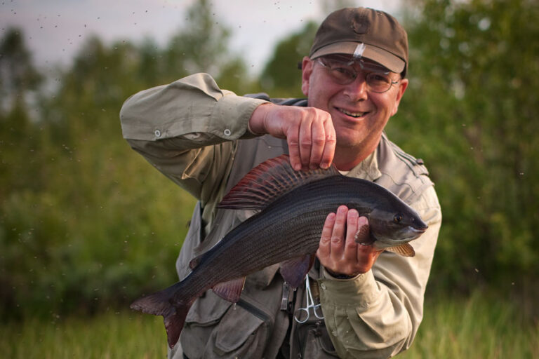 The river keeper – Hein van Aar - Kvennan Fly Fishing