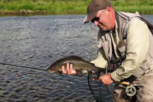The river keeper – Hein van Aar - Kvennan Fly Fishing